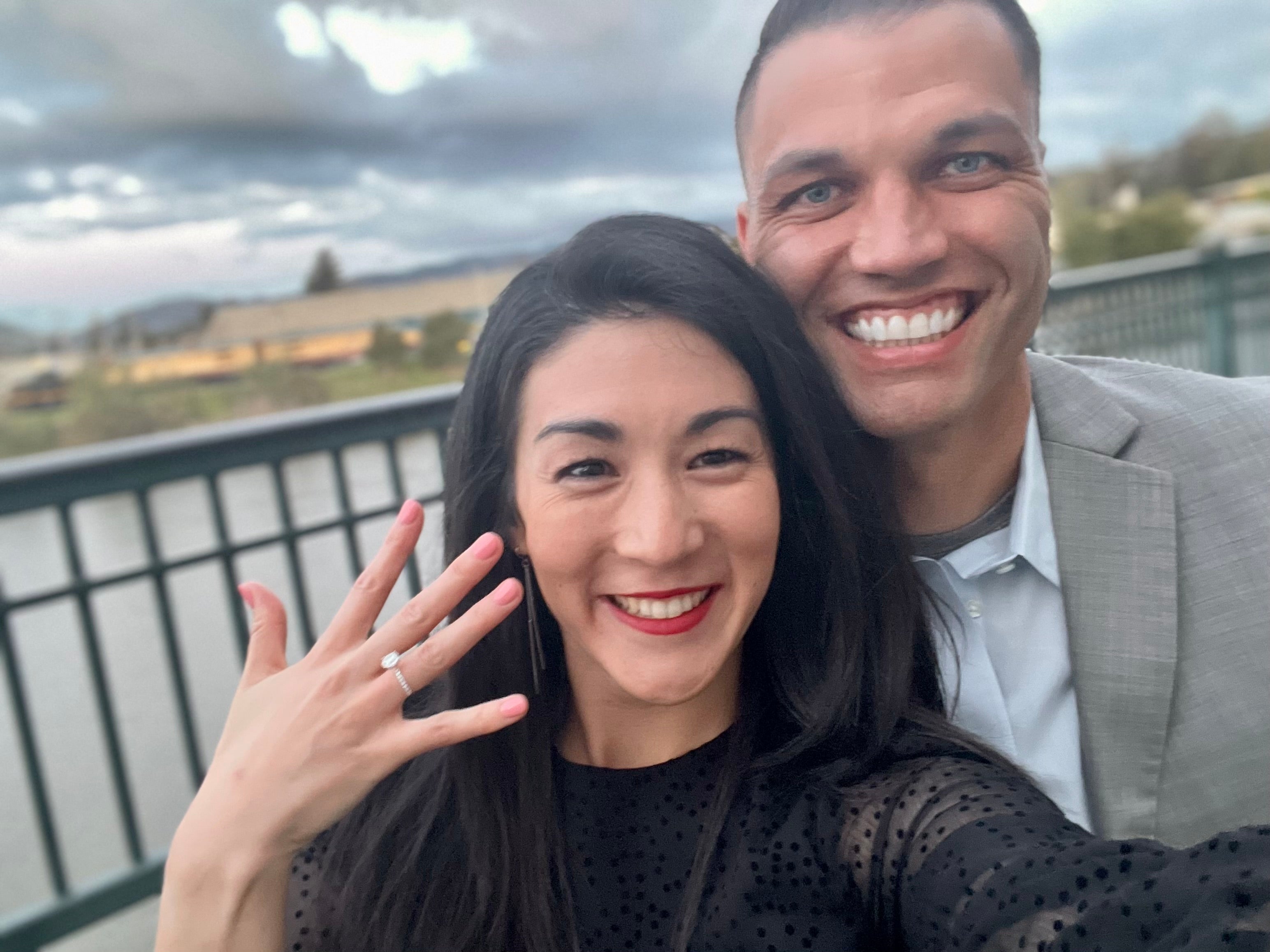 Alyssa & Brian – Gunderson's Jewelers