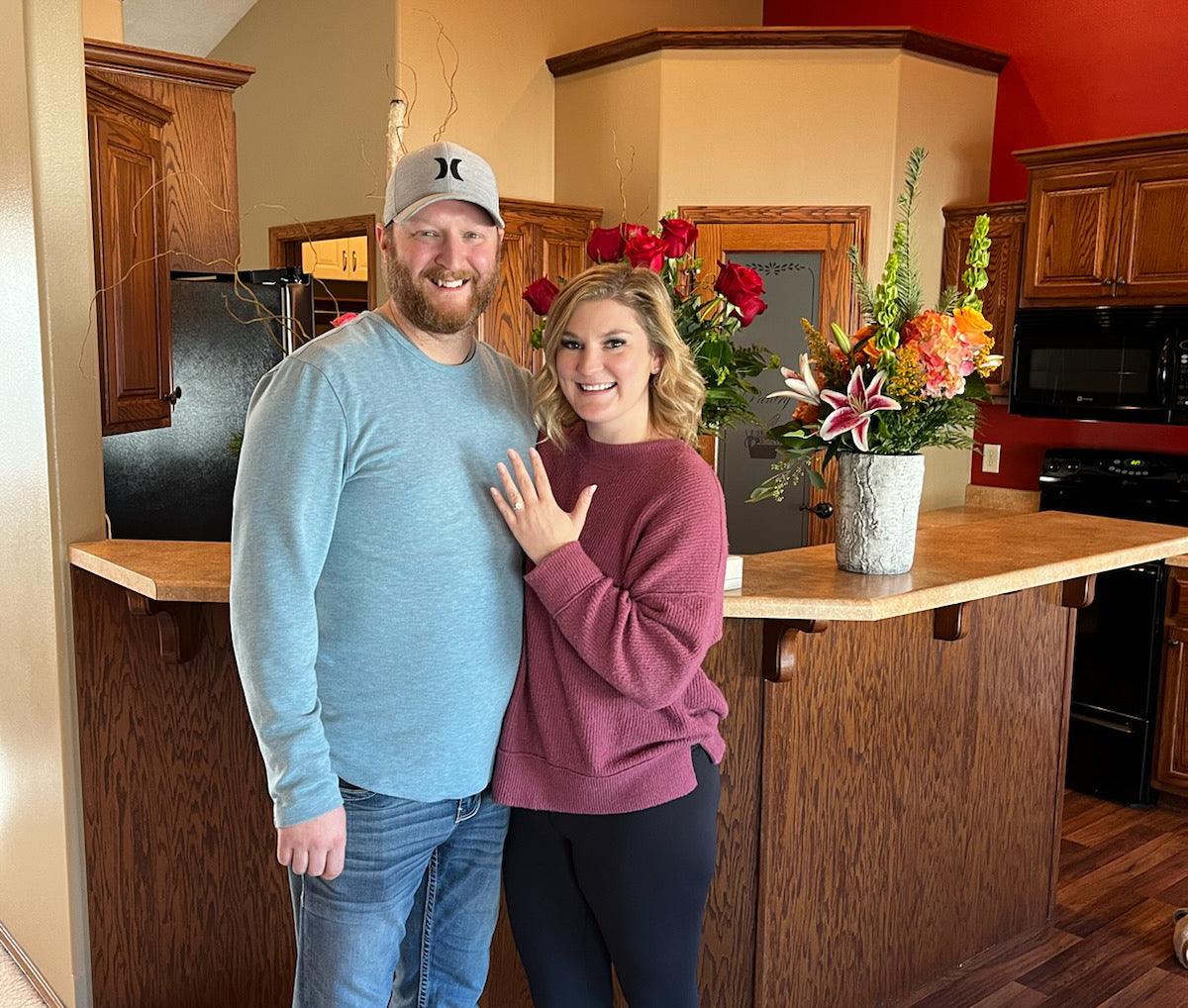 Katie & Ross – Gunderson's Jewelers