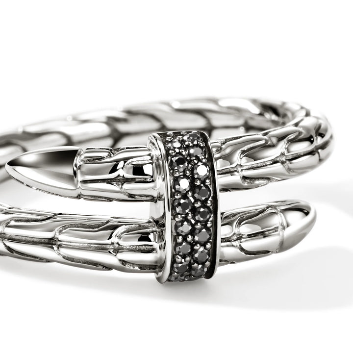 Black Sapphire Spear Ring – Gunderson's Jewelers
